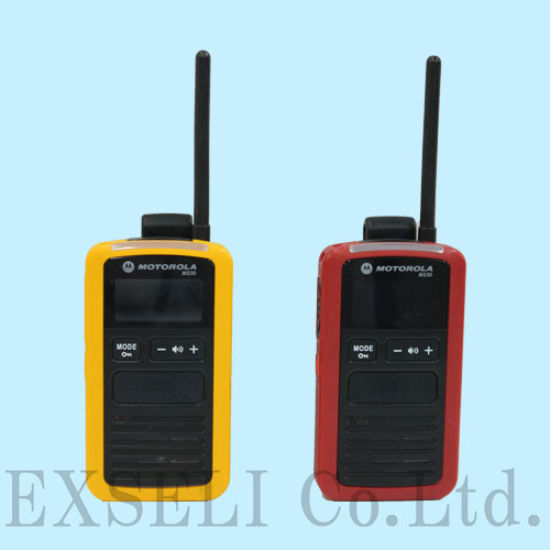 MS50 乾電池ケース仕様 中古整備品(赤1台、黄1台) ×2台セット +新品イヤホンマイク付き モトローラ製 特定小電力トランシーバー ...